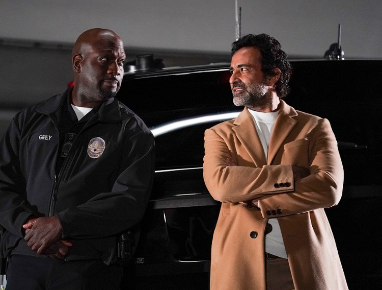 Rekrut Sezon 4 Odcinek 12 - The Knock | Filmweb