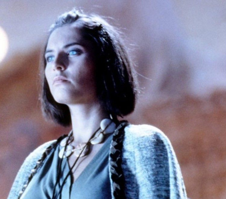 Chani | Zobacz Postać | - Kroniki Diuny - Filmweb