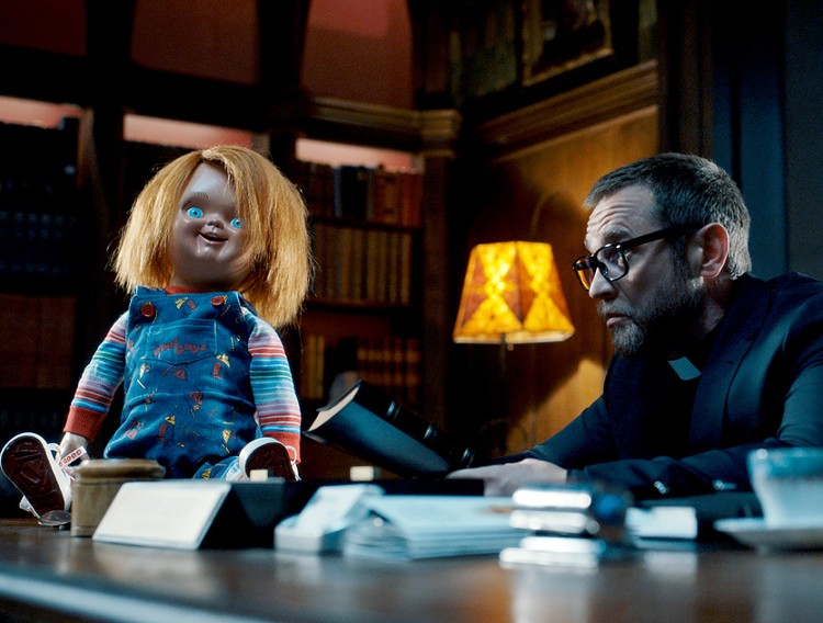 Chucky Sezon 2 Odcinek 2 - Z grzesznikami zawsze jest zabawa | Filmweb