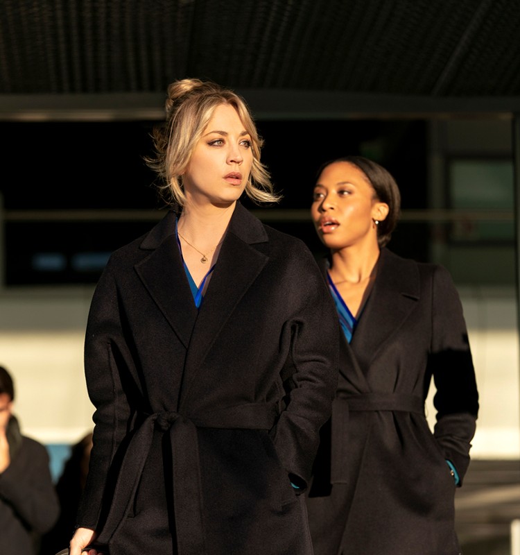 Stewardesa sezon 1 odcinek 8 - Arrivals and Departures | Filmweb