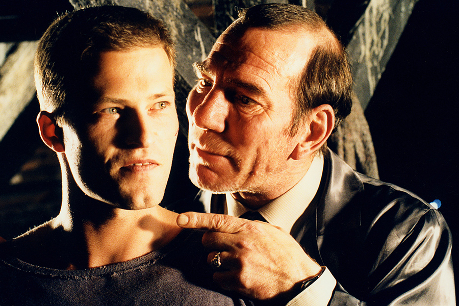 Bandyta (1997) - Filmweb