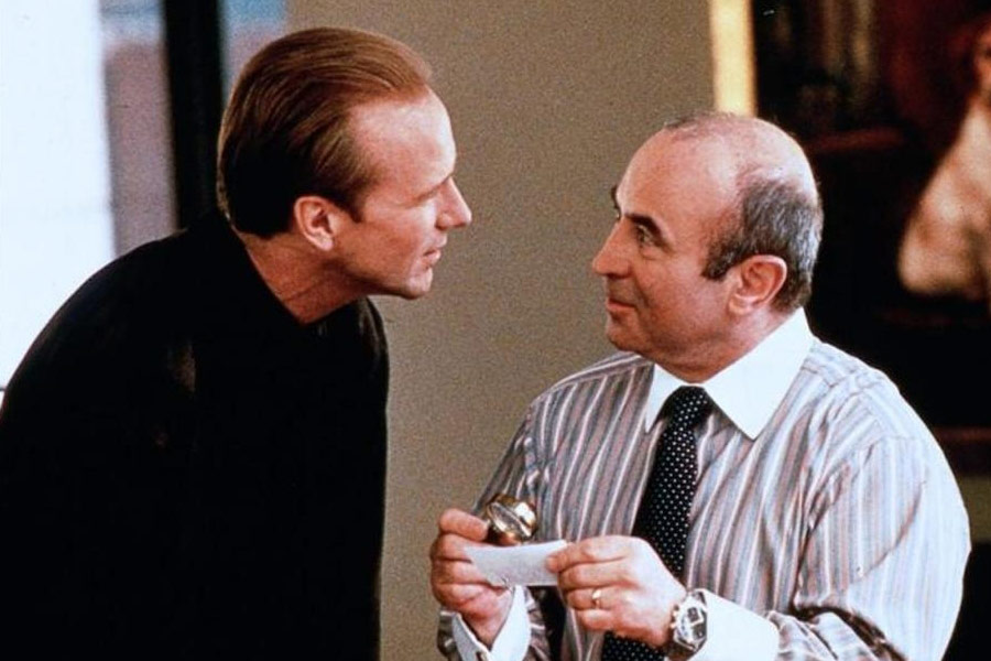 Michael (1996) - Filmweb