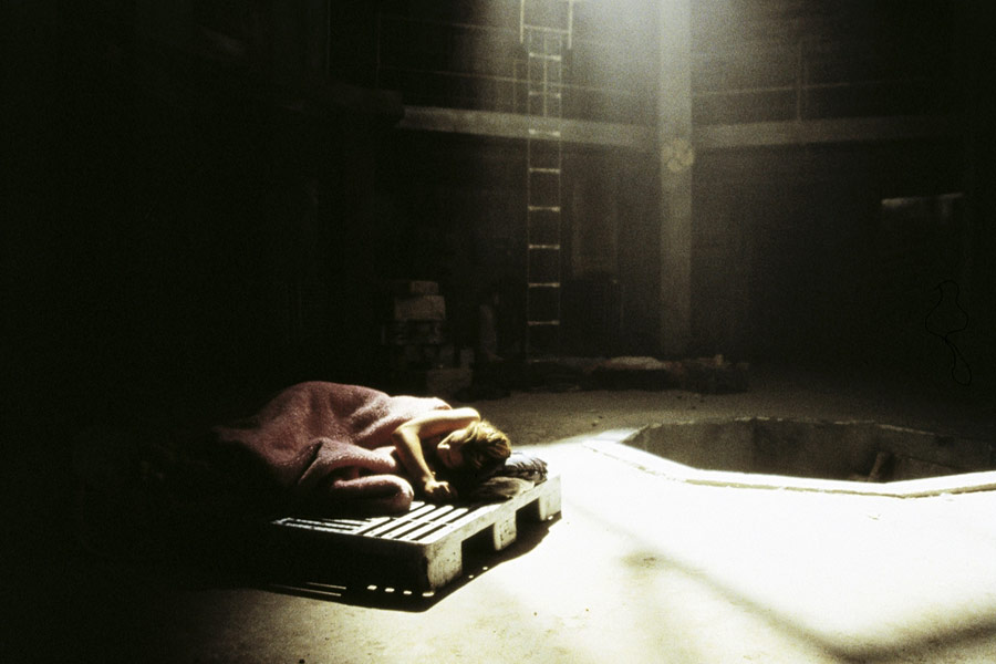 Bunkier (2001) - Filmweb