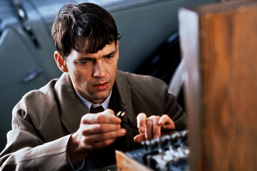 Enigma (2001) - Filmweb