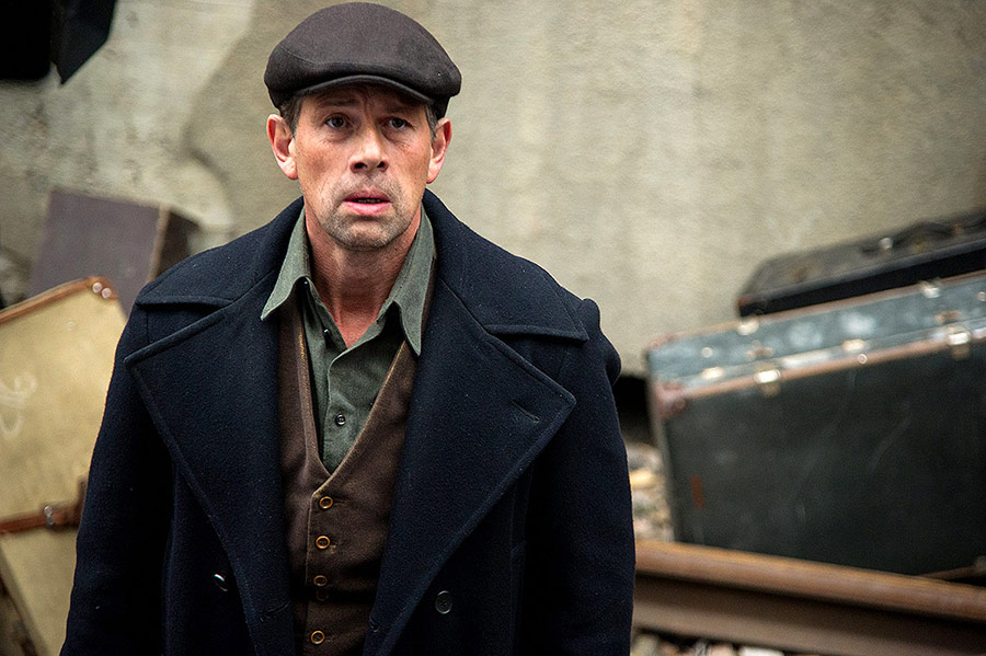 Azyl (2017) - Filmweb