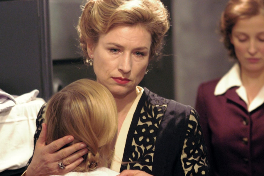 Upadek (2004) - Filmweb