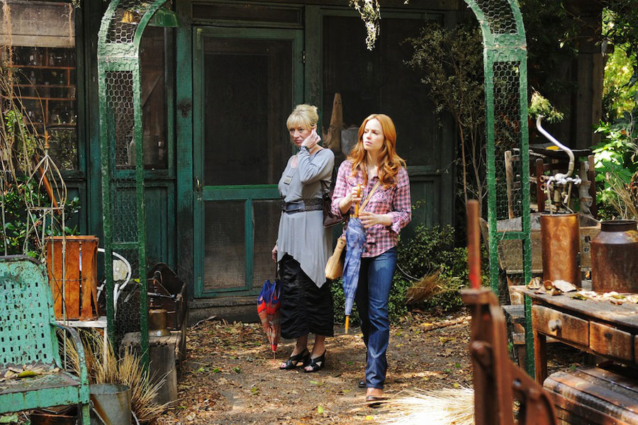 Eastwick (Serial TV 2009- ) - Filmweb