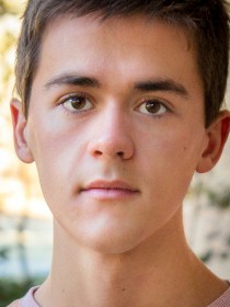 Lois Geary's Instagram, Twitter & Facebook on IDCrawl