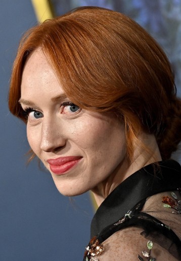 Kira Guloien - online: Netflix | HBO | Prime | CDA | Filmweb