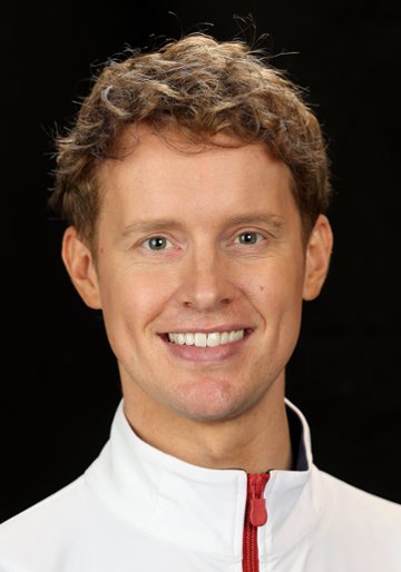 Evan Bates (I) Bio | Wiek, Wzrost, Rodzina, Kariera | Filmweb