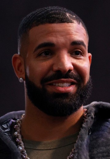 Drake (IV) - Filmweb