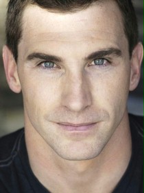 Snajper (2014) pełna obsada - Filmweb