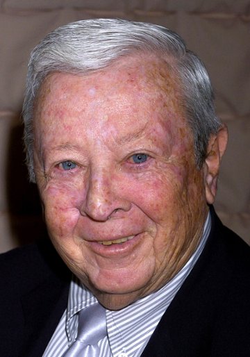 Gil Stratton - online: Netflix | HBO | Prime | CDA | Filmweb